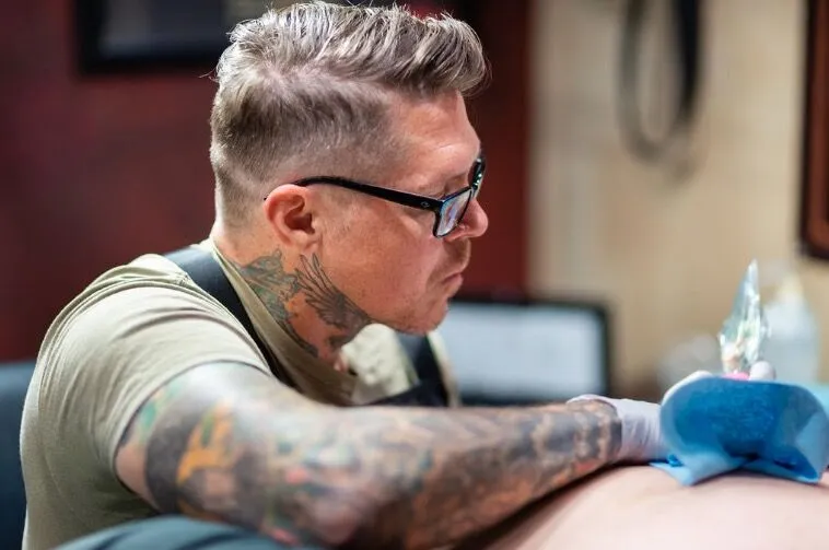 Black And Grey Tattoo: Ideas And Designs For Your Next Tattoo | Elvis ...